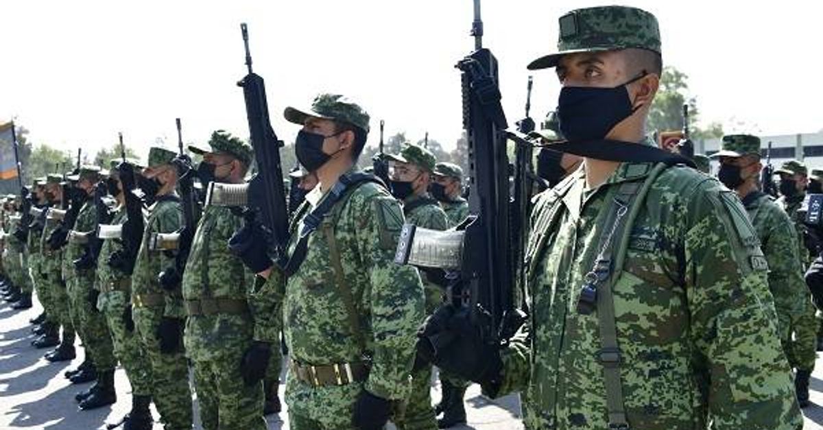 AMLO se echa pa atrás con militarización AMLO se echa pa atrás con militarización